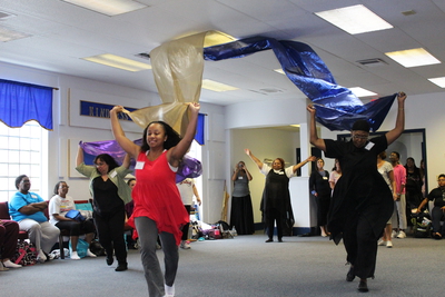 Billow Banners - Dancing For Him Ministries